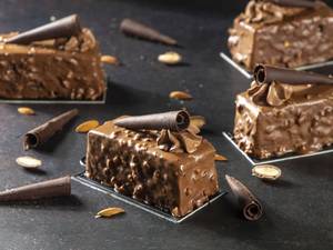 Cremure in Malad West Mumbai | Order Food Online | Swiggy