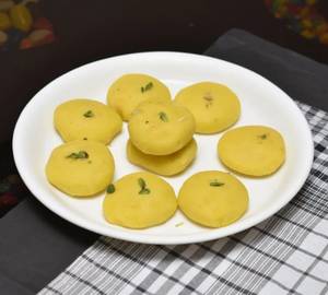 Mehar Banarsi Barfi Bhnadar in Naveen Market Kanpur | Order Food Online ...