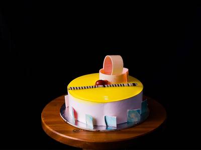 Finom Cake Stop in Dahisar Mumbai | Order Food Online | Swiggy