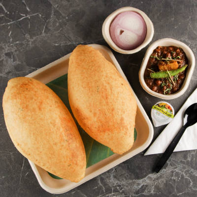 Balle Balle Dal Pakwan and Chole Bhature in Navrangpura Ahmedabad ...