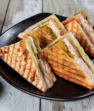 Manoj Sandwich in Chitragupt Nagar Balaghat | Order Food Online | Swiggy