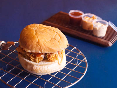 Order Food Online from Ajwa Broasted Chicken in Rbi Kaloor, Kochi | Swiggy