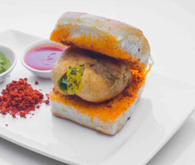 Goli Vada Pav No 1 in Wardha City Wardha | Order Food Online | Swiggy