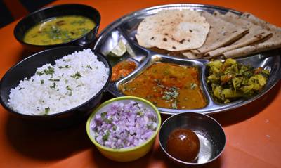 Aaru snacks centre in Pimple Saudagar Pune | Order Food Online | Swiggy