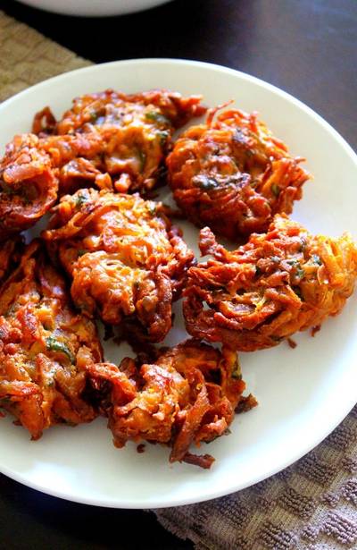 Bombay to Barcelona Library Cafe in Bandra West Mumbai | Order Food ...