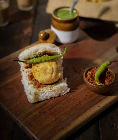 Bole To Vadapav in Nr. Indira Circle Rajkot | Order Food Online | Swiggy