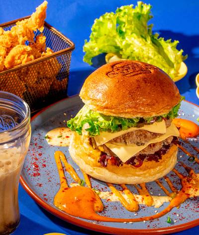 Seven Burgers By Seven Seas in Rohini Delhi | Order Food Online | Swiggy