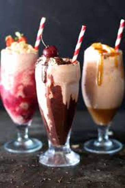 Deluxe Fruit N Shake in Kalawad Road Rajkot | Order Food Online | Swiggy