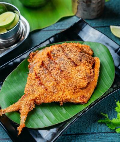 Nav Mejwani Seafood Restaurant in Mahim Dadar Mumbai | Order Food ...