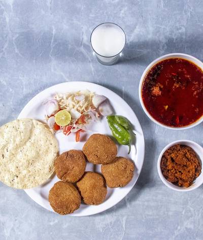 Jay Thakar Chapdi Undhiyu in 150 feet Ring road Rajkot | Order Food ...