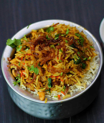 Pure Veg Thali in Lake Town Kolkata | Order Food Online | Swiggy