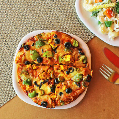 William John's Pizza (Science City) in Sola Ahmedabad | Order Food ...