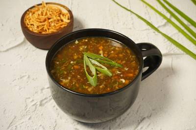 Order Food Online from Momo Chinese in S.M. Das Road, Darjeeling | Swiggy