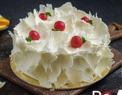 Isha's cake | Home delivery | Order online | Kanadia Road Old Palasia ...