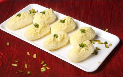 Order Food Online from New Maa Durga Sweets & Dairy in , Chandigarh ...