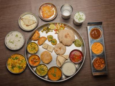 Rasoi... Veg Thali in New Hubli Hubli | Order Food Online | Swiggy