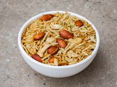 Dabboo Dalsev in Center Point Aligarh | Order Food Online | Swiggy