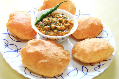 Chawla Fast Food in Matunga Wadala Mumbai | Order Food Online | Swiggy