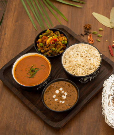 Order Food Online from Yaaran Da Adda in Telibandha, Raipur | Swiggy