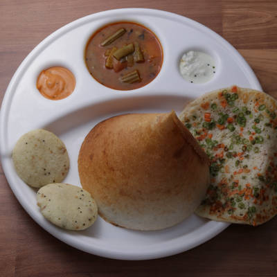 Taste of india - coastal curries in F-31 Wave Mall Ram Ganga Vihar ...