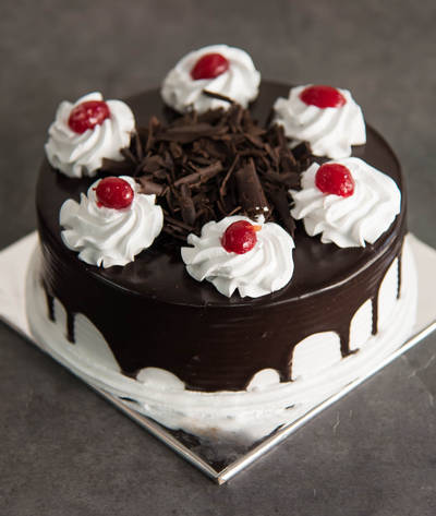 New Pooja Cakes And Bakery in Takroh Lucknow | Order Food Online | Swiggy