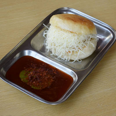 Tasty Vadapav in Uma Char Rasta Vadodara | Order Food Online | Swiggy